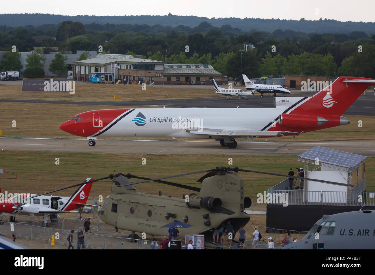 Boeing 727 interior hi-res stock photography and images - Alamy