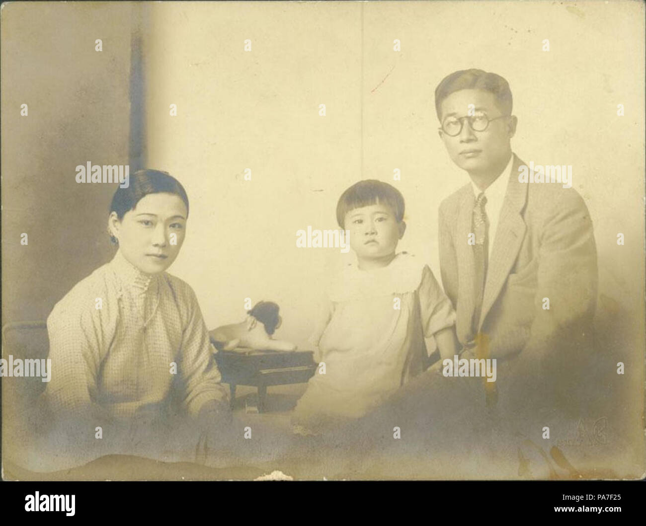 Birthday celebrations china hi-res stock photography and images - Alamy