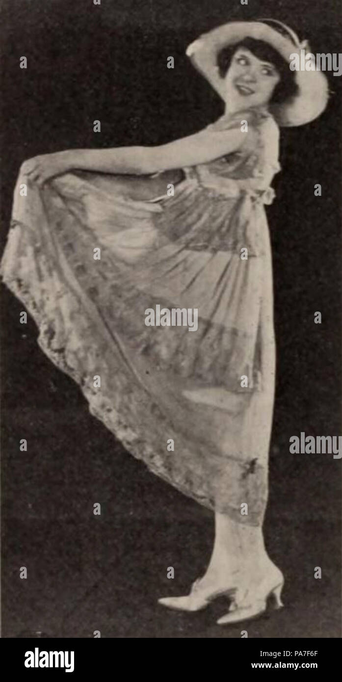 334 Colleen Moore 2 - Sep 1920 EH Stock Photo - Alamy