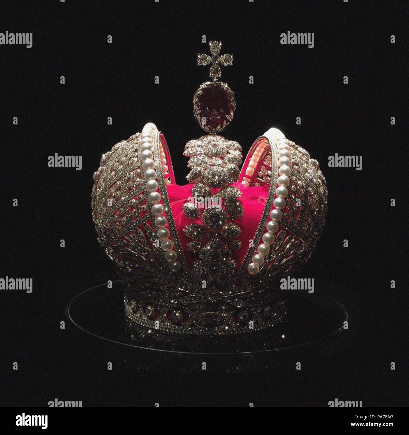 Imperial russian crown jewels hi-res stock photography and images - Alamy