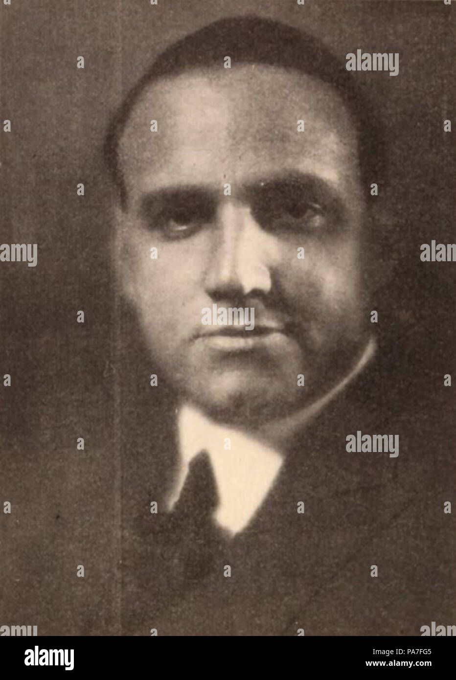 Dwan hi-res stock photography and images - Alamy