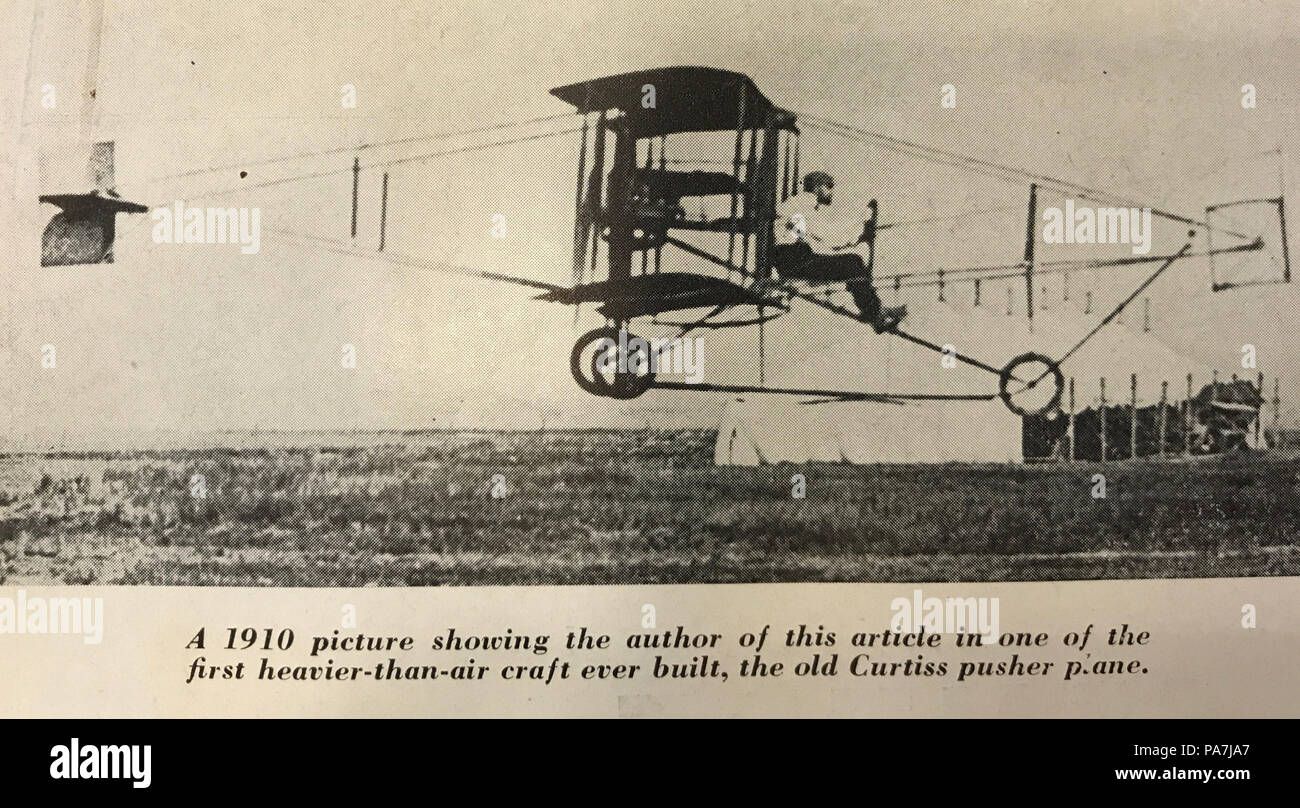 168 Augustus Post flying Curtiss pusher plane 1910 Stock Photo - Alamy