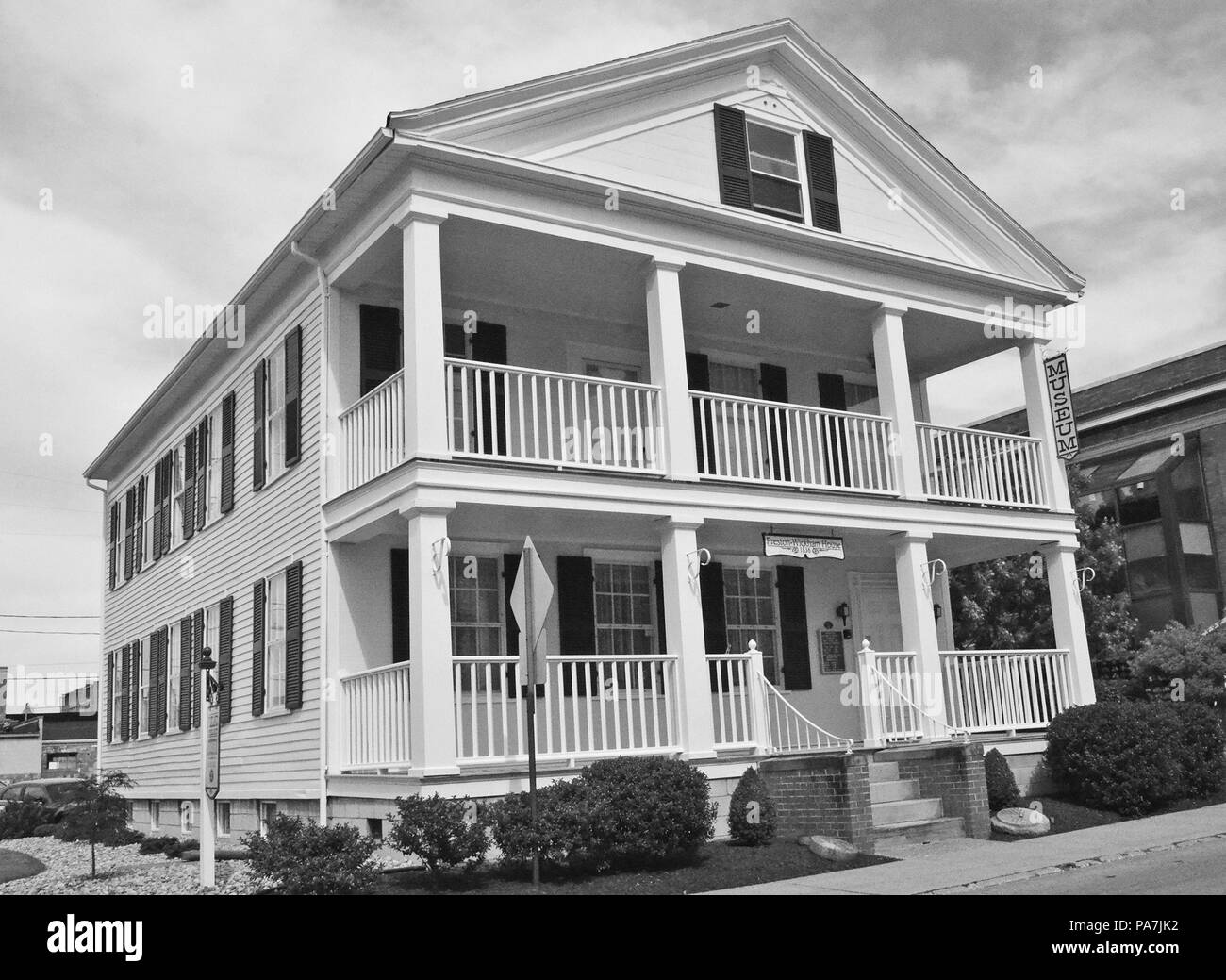 Firelands hi-res stock photography and images - Alamy