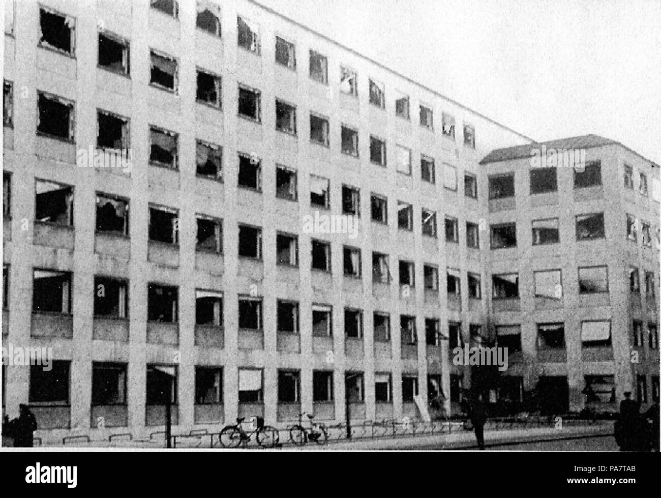 1940's war bombing Black and White Stock Photos & Images - Alamy