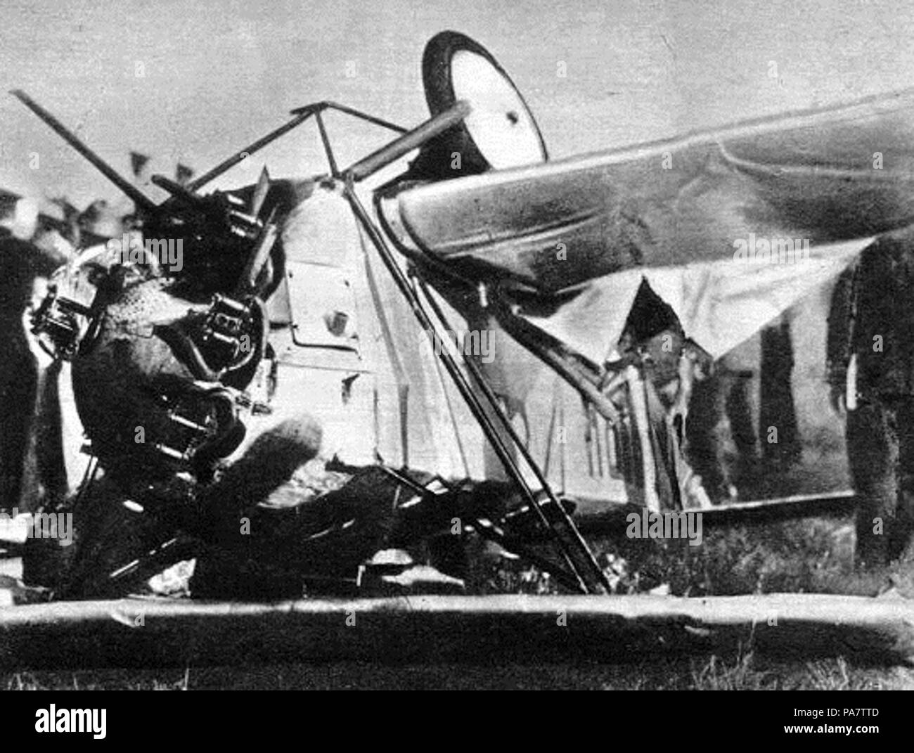 Shot down aircraft hi-res stock photography and images - Alamy