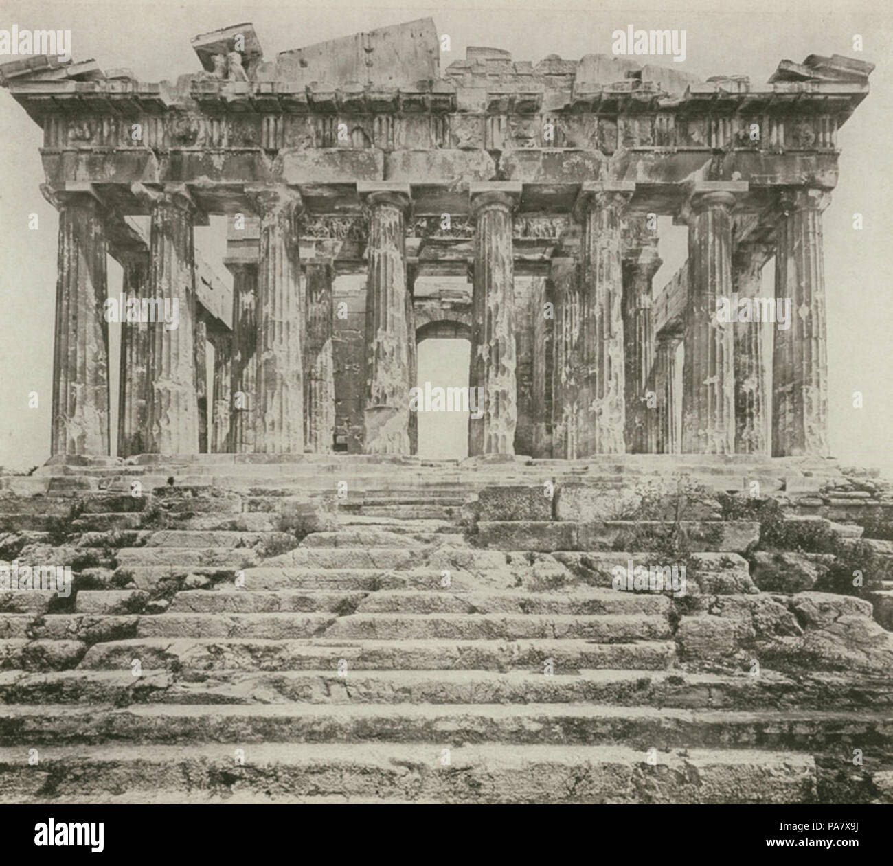 25 Athen-Akropolis Der Parthenon (erbaut 447-438 vChr) Westfront mit ...