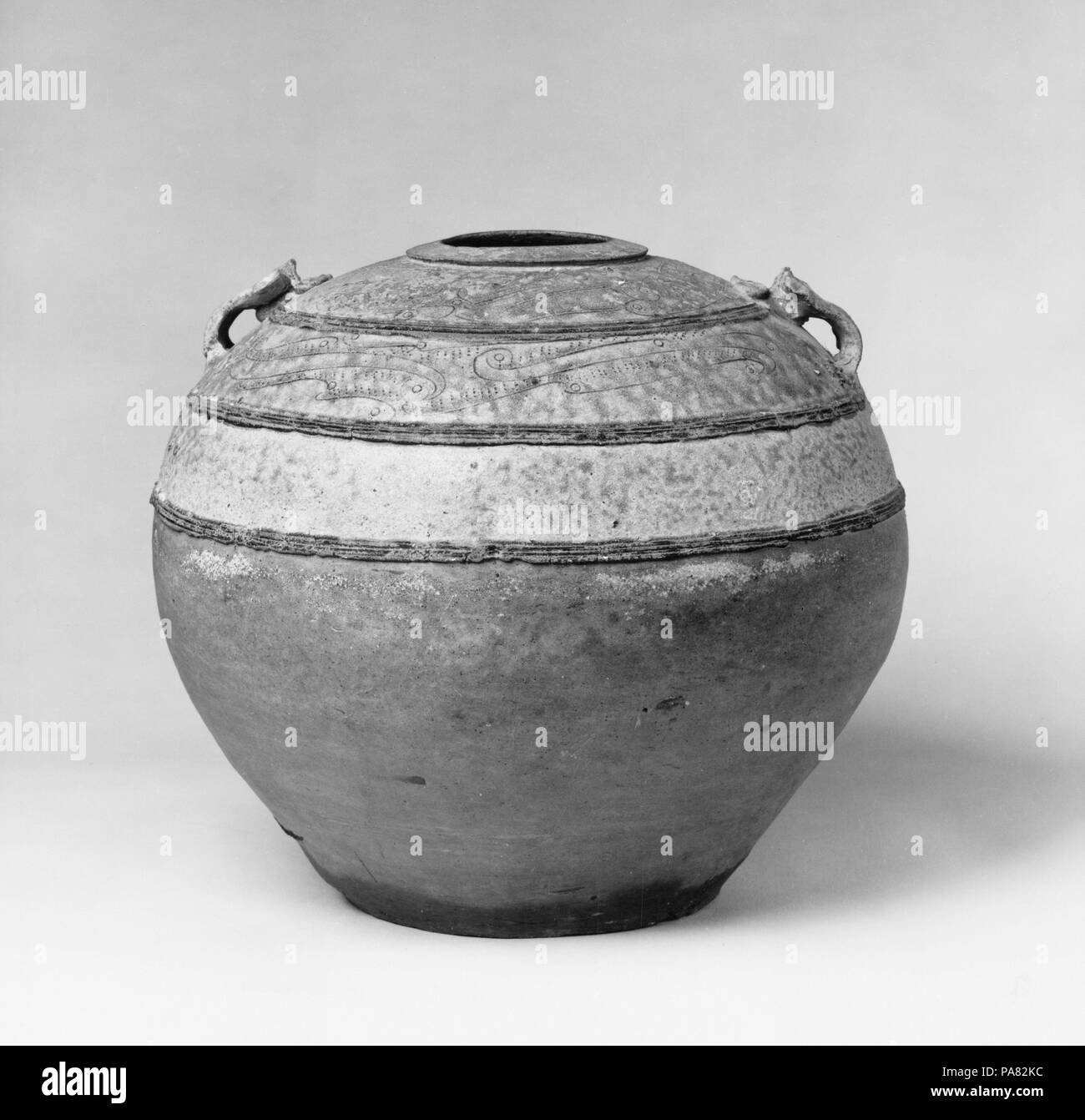 Jar. Culture: China. Dimensions: H. 12 in. (30.5 cm). Date: 1st century ...