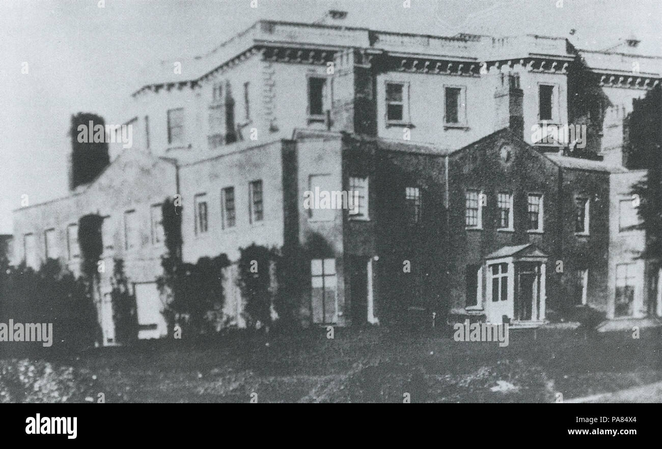 61 Denbies, Tyers and Cubitt mansions Stock Photo - Alamy