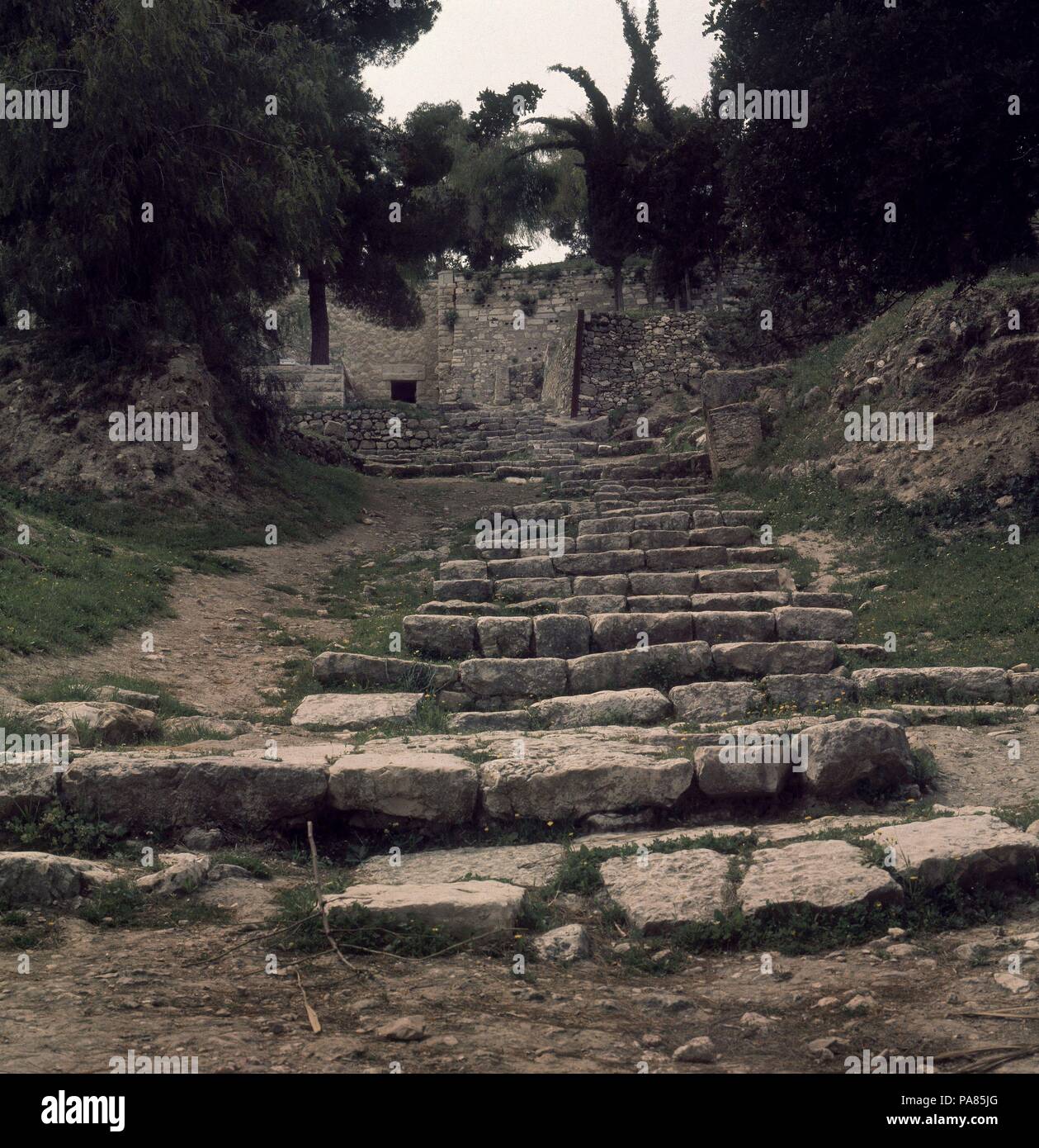 ESCALERA DEL TIEMPO DE LOS MACABEOS.CAMINO DEL CENACULO AL HUERTO DE ...