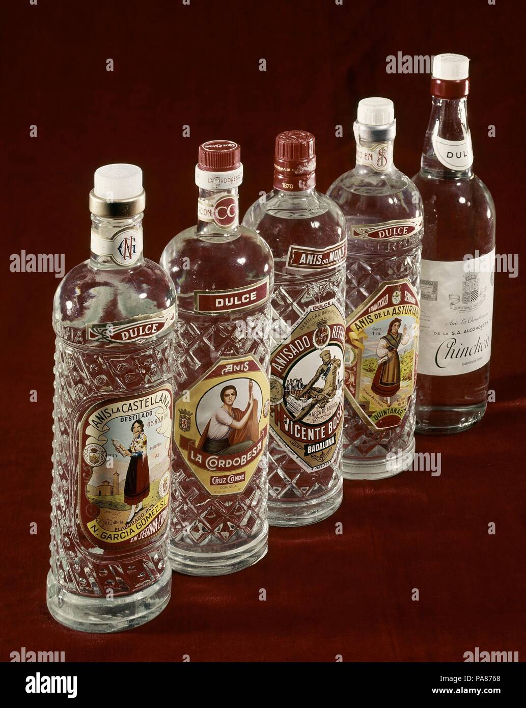 BOTELLAS DE ANIS Stock Photo - Alamy