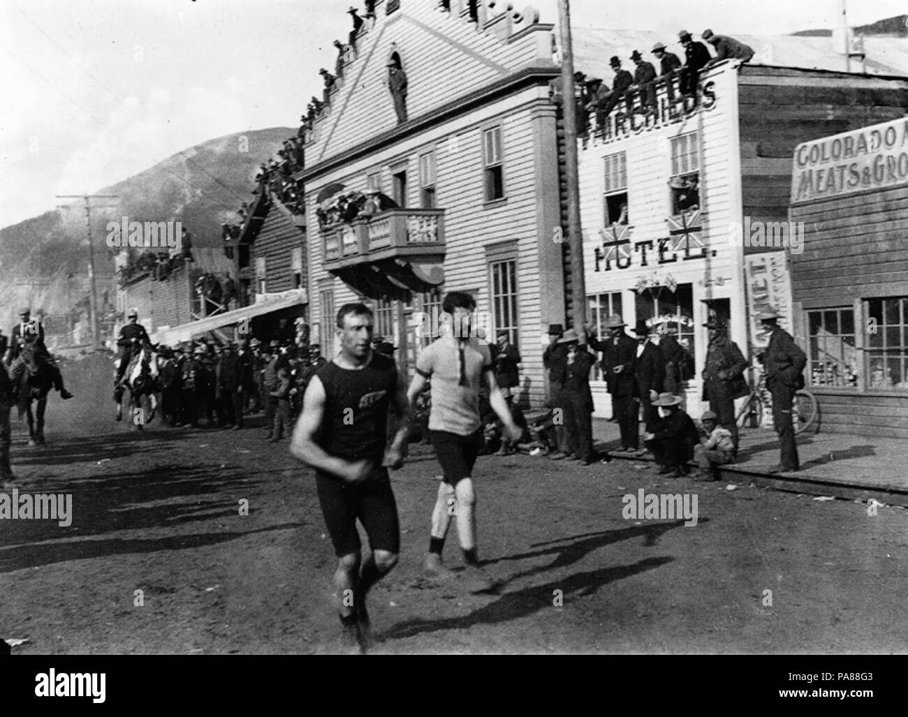 84 Foot race, Dawson City, YT, about 1900 Stock Photo - Alamy