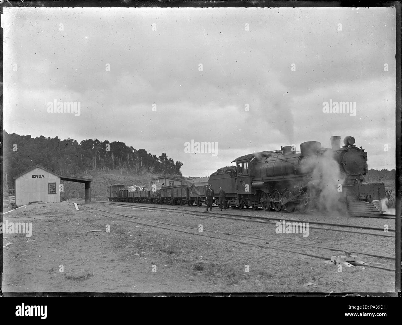 96 Freight train and steam locomotive at Erua Railway Station ATLIB ...
