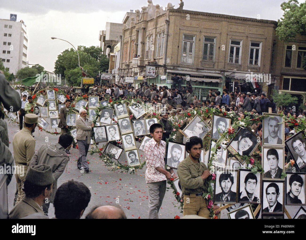 Iran iraq war 1984 hi-res stock photography and images - Alamy
