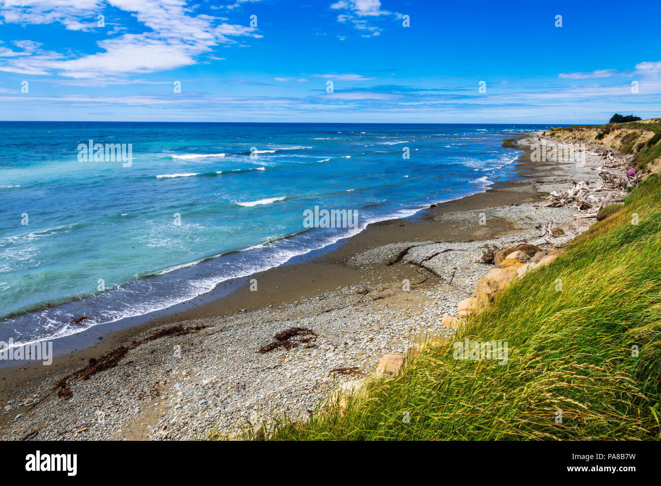 The blue Pacific Ocean at Kakanui, Otago, South Island, New Zealand ...