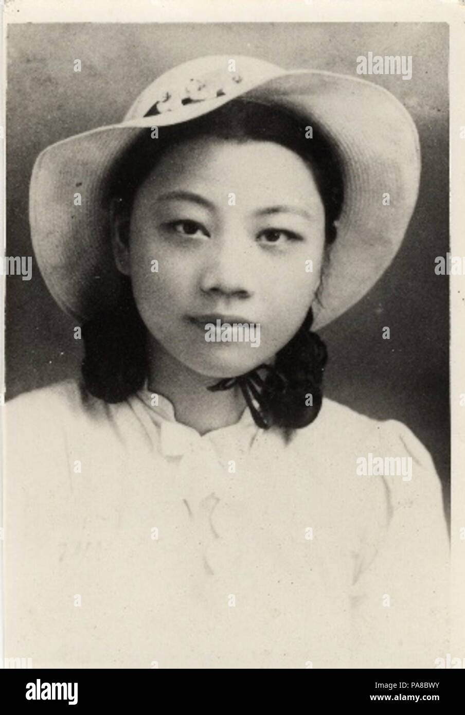 Xiu xiu hi-res stock photography and images - Alamy