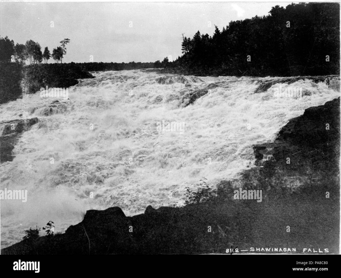 Chutes de chutes Black and White Stock Photos & Images - Alamy