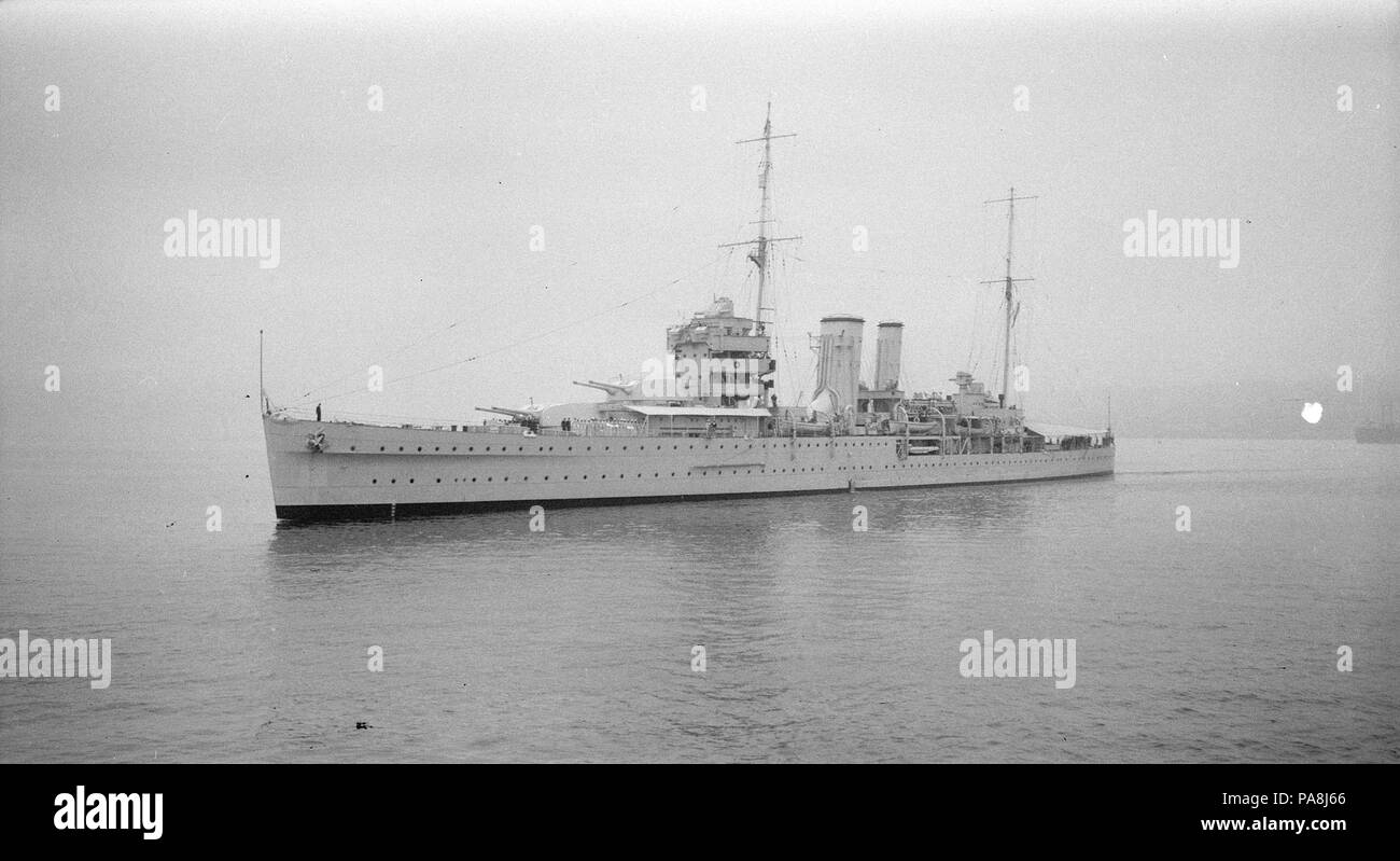 Hms york hi-res stock photography and images - Alamy