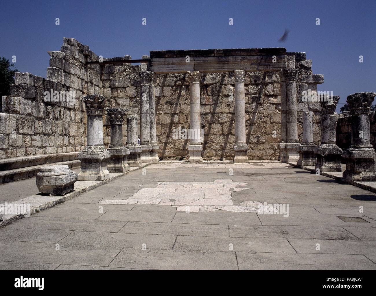 RUINAS DE LA SINAGOGA BLANCA CONSTRUIDA EN LOS SIGLOS III Y IV ...