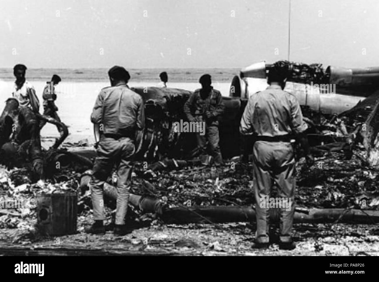141 Jordanian soldiers inspecting Dawson's field aircrafts, 12 ...
