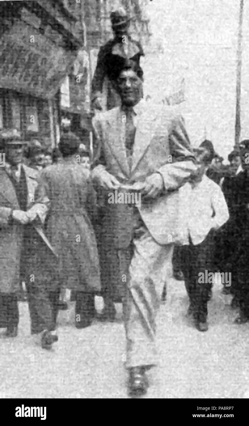 Mitu mitu Black and White Stock Photos & Images - Alamy