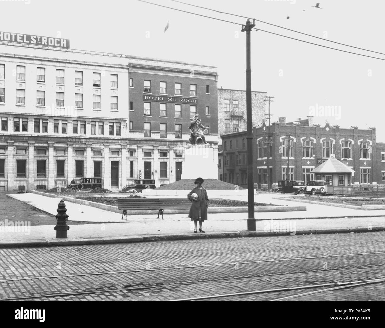 Saint roch Black and White Stock Photos & Images - Alamy