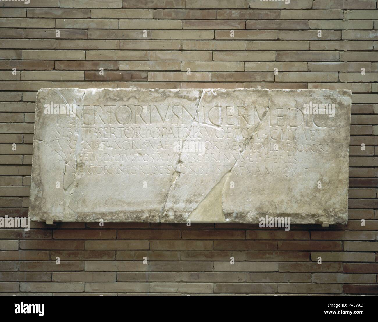 Lapida funeraria hi-res stock photography and images - Alamy