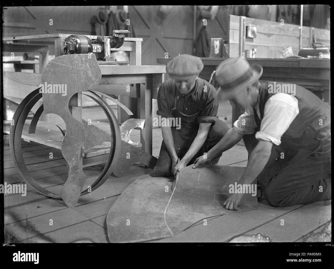 Tinworkers hi-res stock photography and images - Alamy