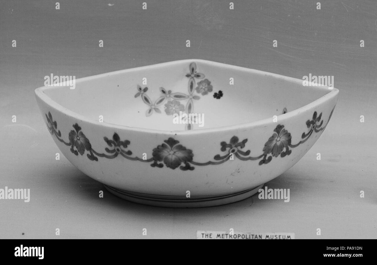 Square Bowl. Culture: Japan. Dimensions: H. 2 3/4 in. (7 cm); W. 7 3/4 ...