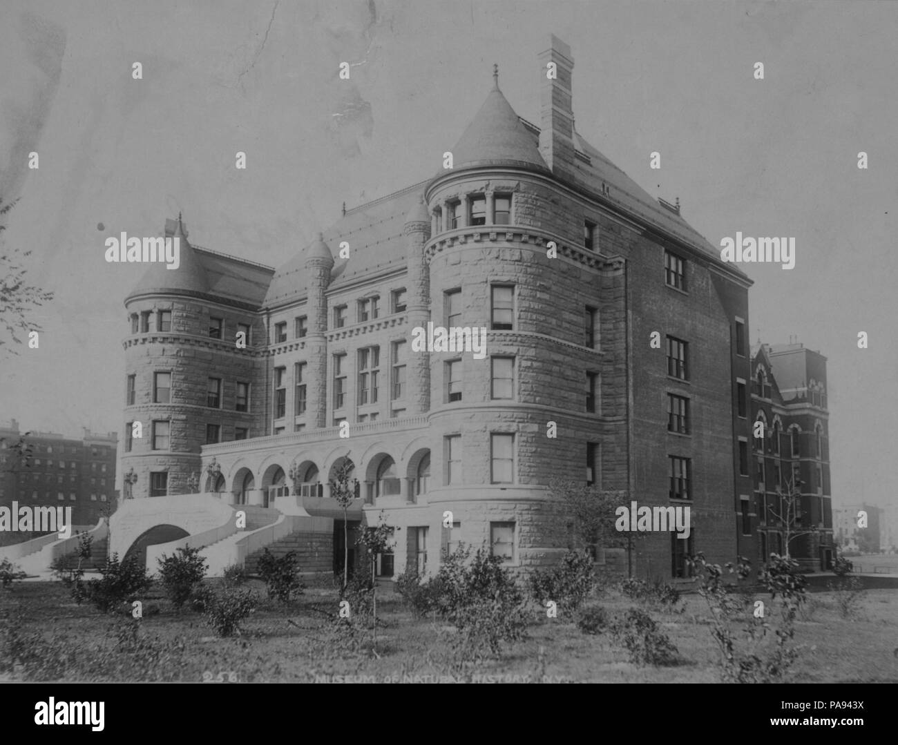 West 77th hi-res stock photography and images - Alamy