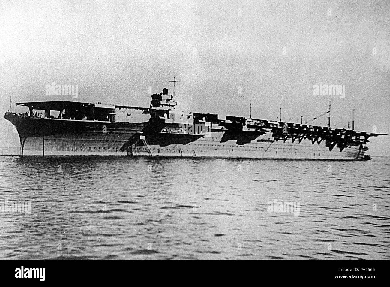 Carrier battle Black and White Stock Photos & Images - Alamy