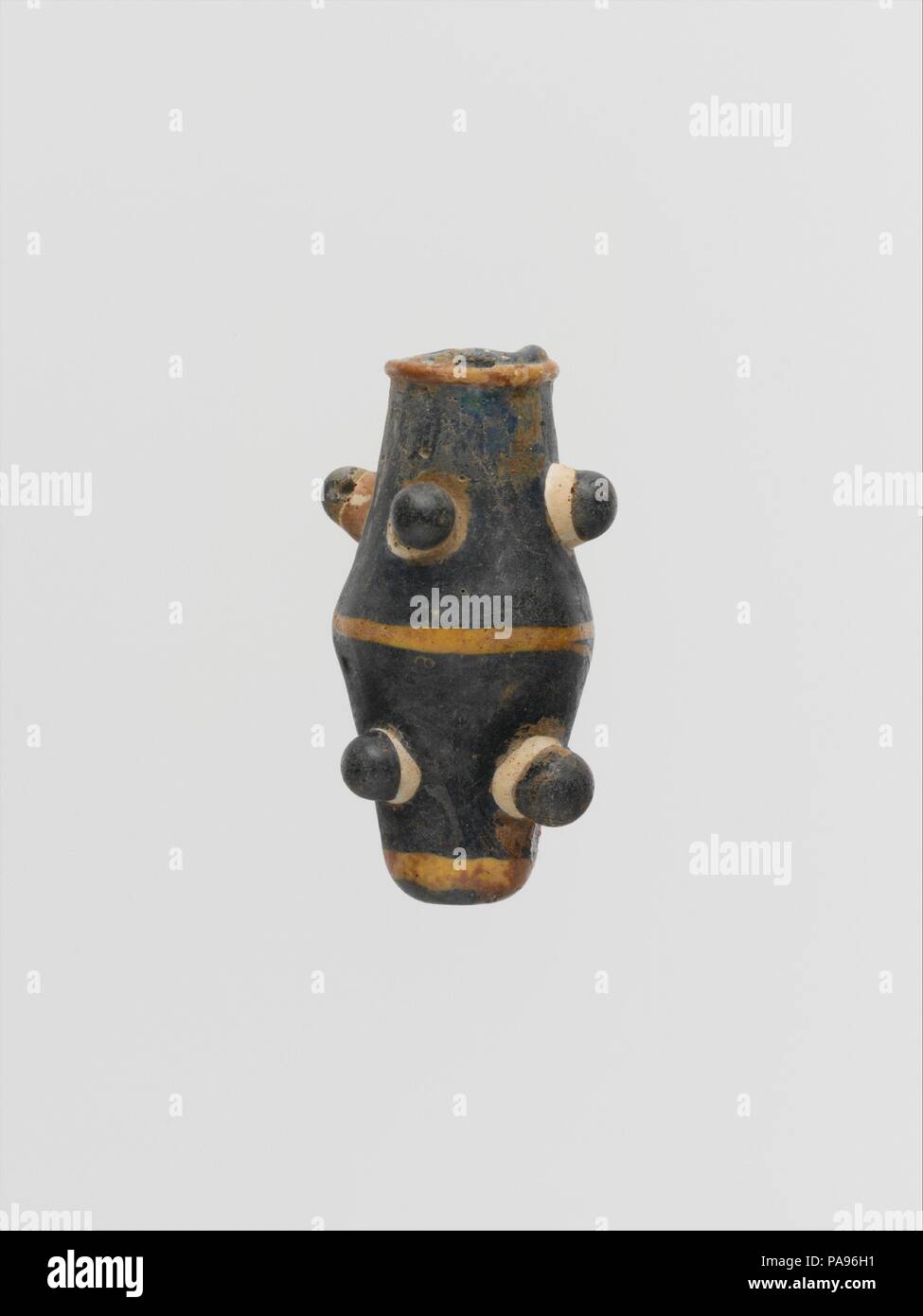 Slightly conical bead hi-res stock photography and images - Alamy