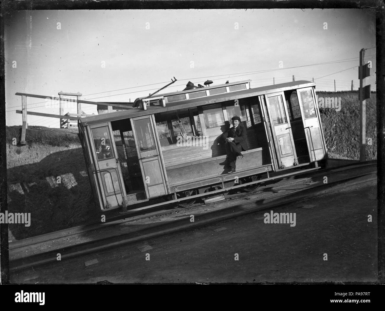 Incline car Black and White Stock Photos & Images - Alamy