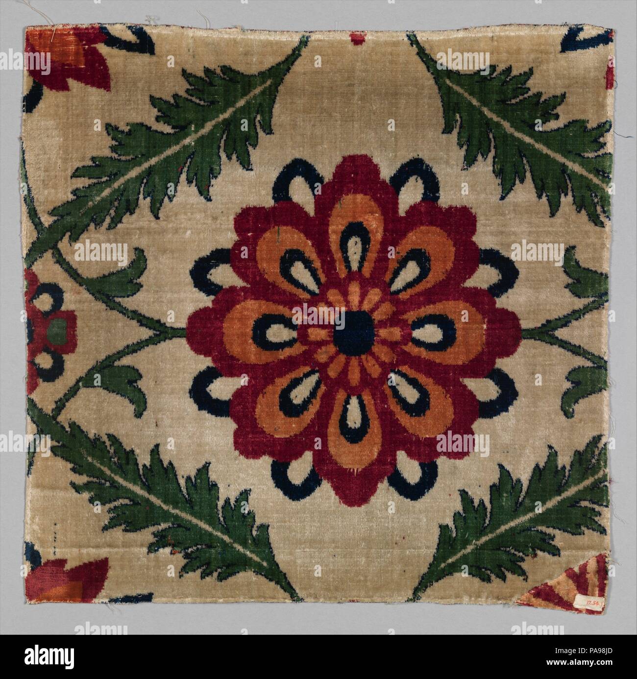 Islamic neutral color hi-res stock photography and images - Alamy