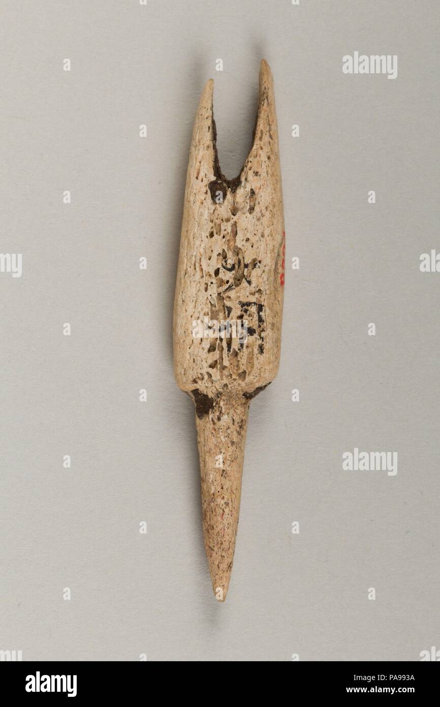 Arrowheads, needles, hooks and harpoons. Culture: Japan. Dimensions: W ...