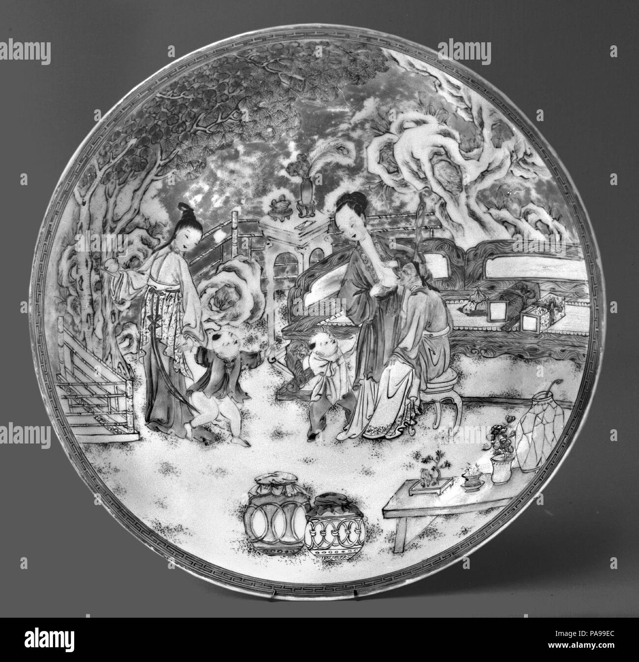 Plate. Culture: China. Dimensions: Diam. 8 in. (20.3 cm). Date: 18th ...