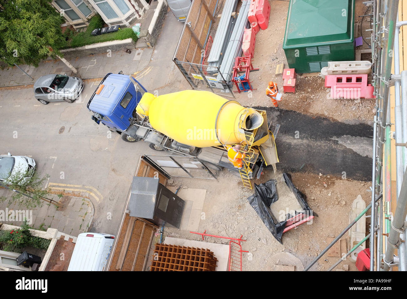 Concrete truck wash out hi-res stock photography and images - Alamy