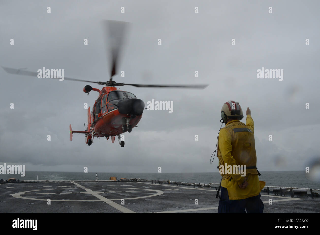 Coast guard cutter stratton wmsl 752 hi-res stock photography and ...