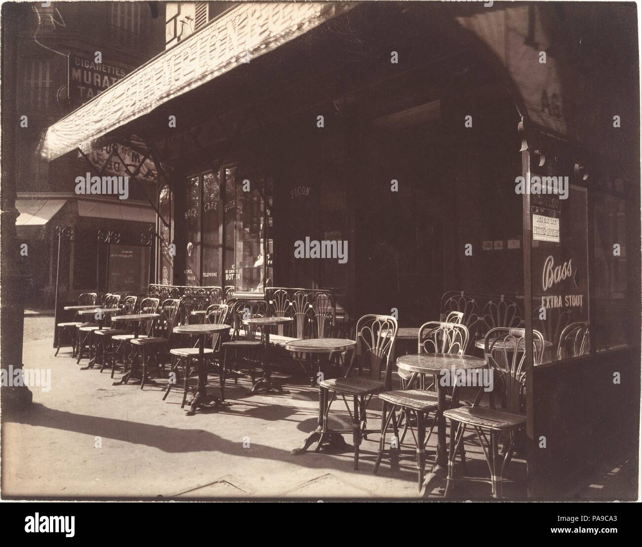 Atget eiffel tower hi-res stock photography and images - Alamy
