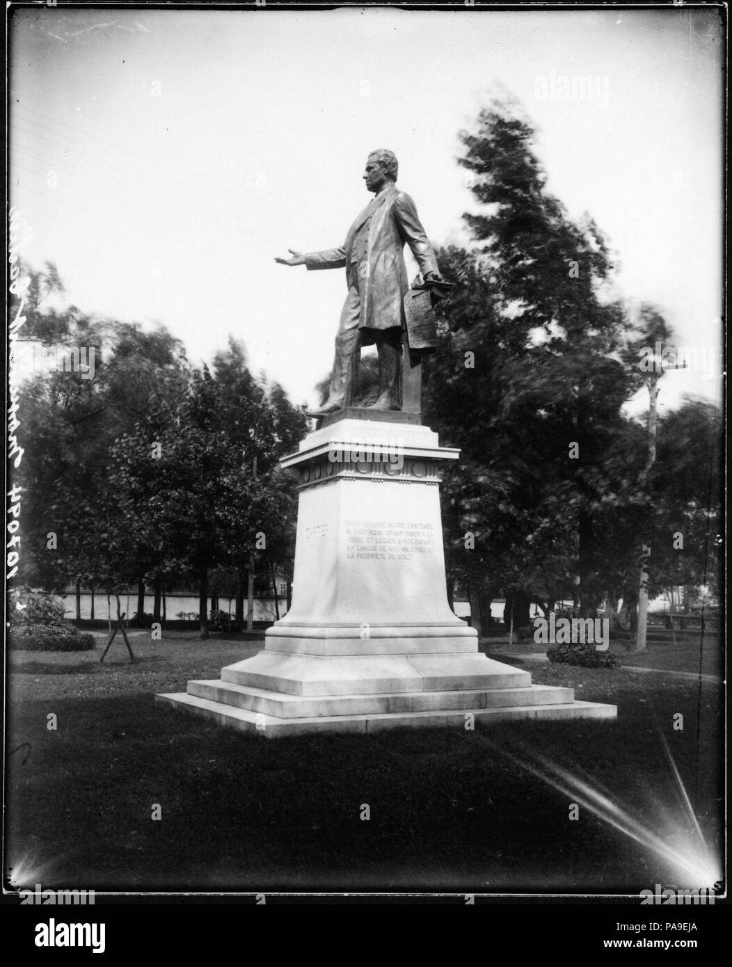 209 Quartier Vieux-Quebec - Cote de la Montagne - Parc Montmorency ...