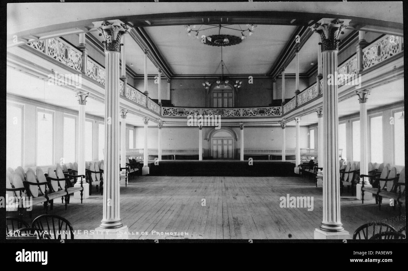 209 Quartier Vieux-Quebec - Universite Laval - Salle de promotion BAnQ ...