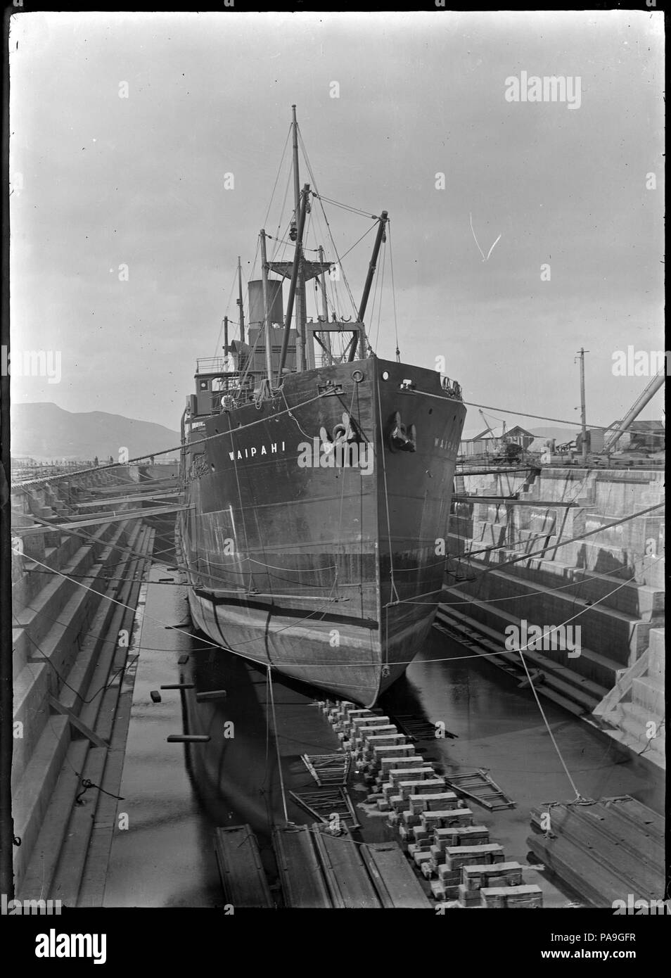 Dry dock in sea Black and White Stock Photos & Images - Alamy