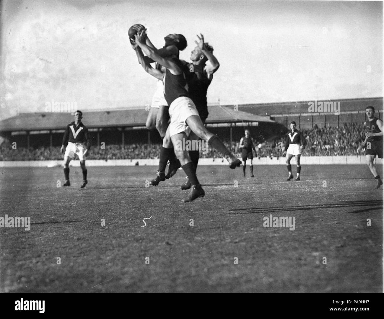 235 SLNSW 10109 Australian National Football Council Interstate ...