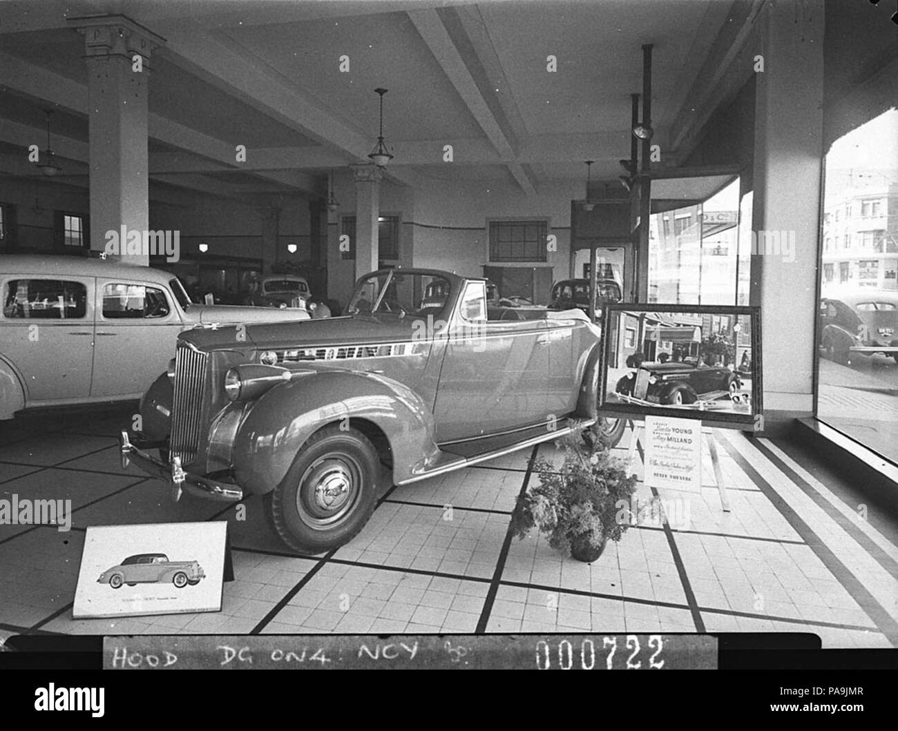 Showroom classic car Black and White Stock Photos & Images - Alamy