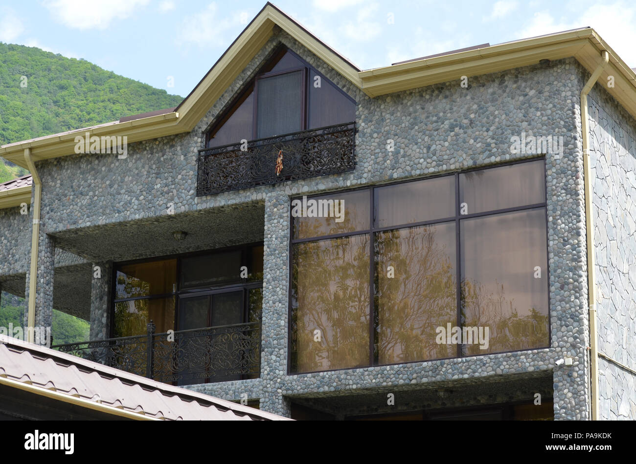 Traditional houses in Ilisu, a Greater Caucasus mountain village in ...