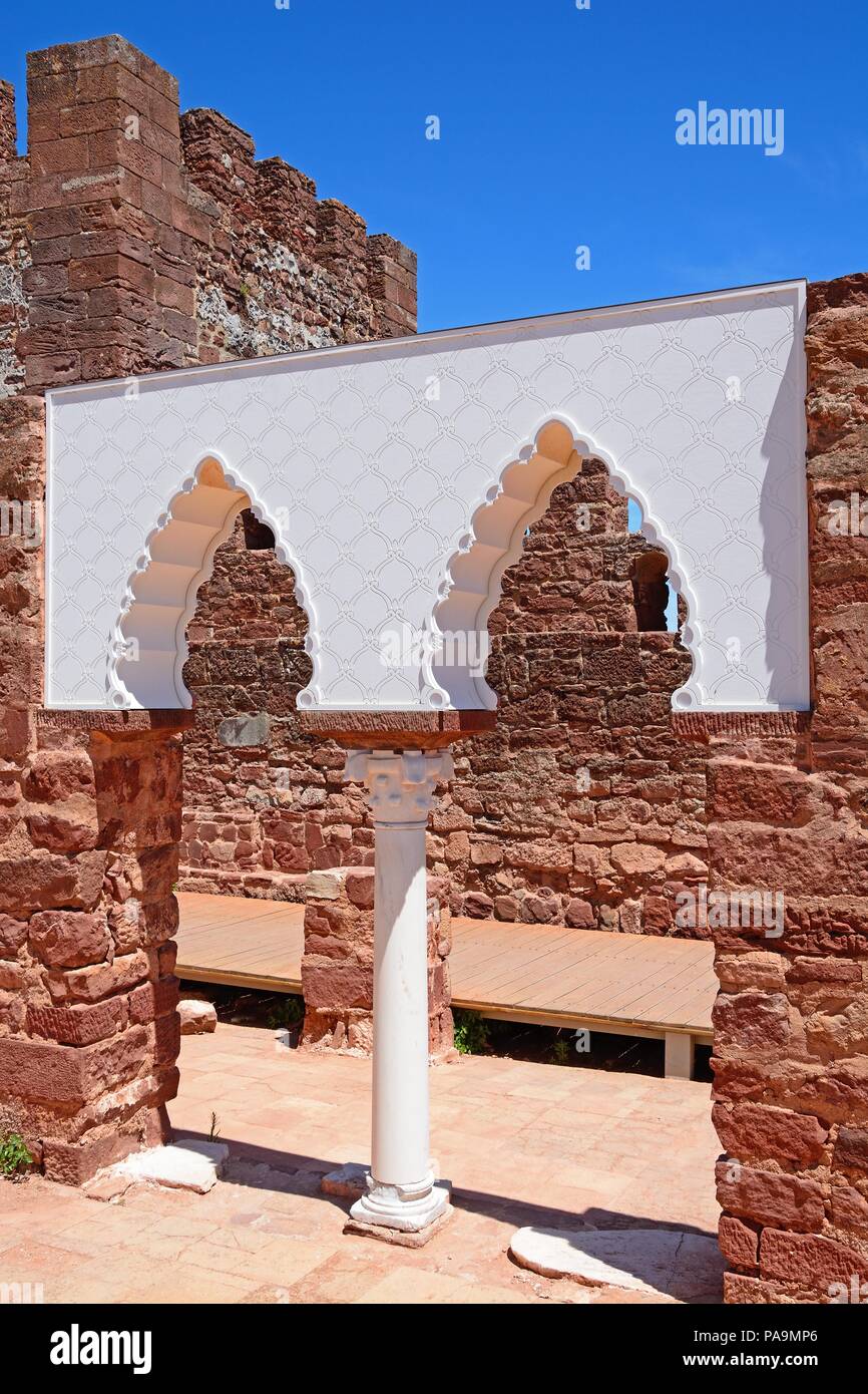 Moorish balconies hi-res stock photography and images - Alamy
