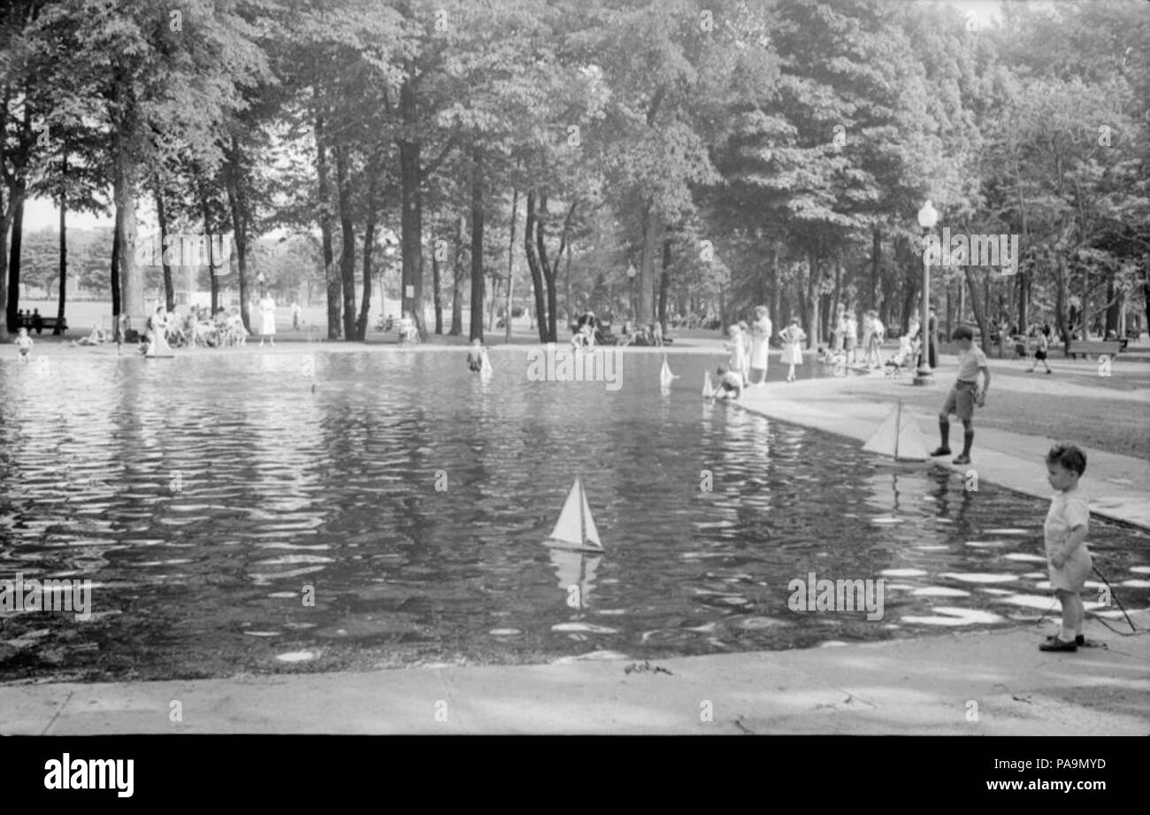 Outdoor pool swimming pool Black and White Stock Photos & Images - Alamy