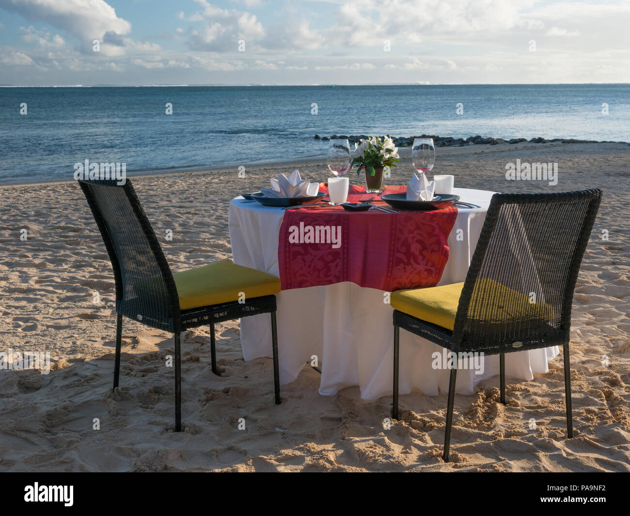 Mauritius couple beach hi-res stock photography and images - Alamy