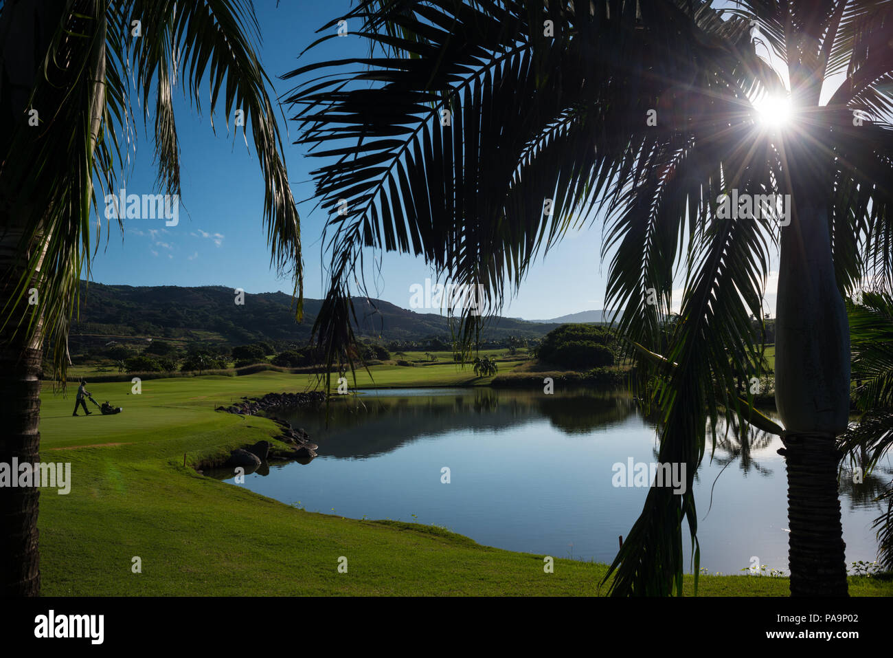 Championship golf course hi-res stock photography and images - Alamy