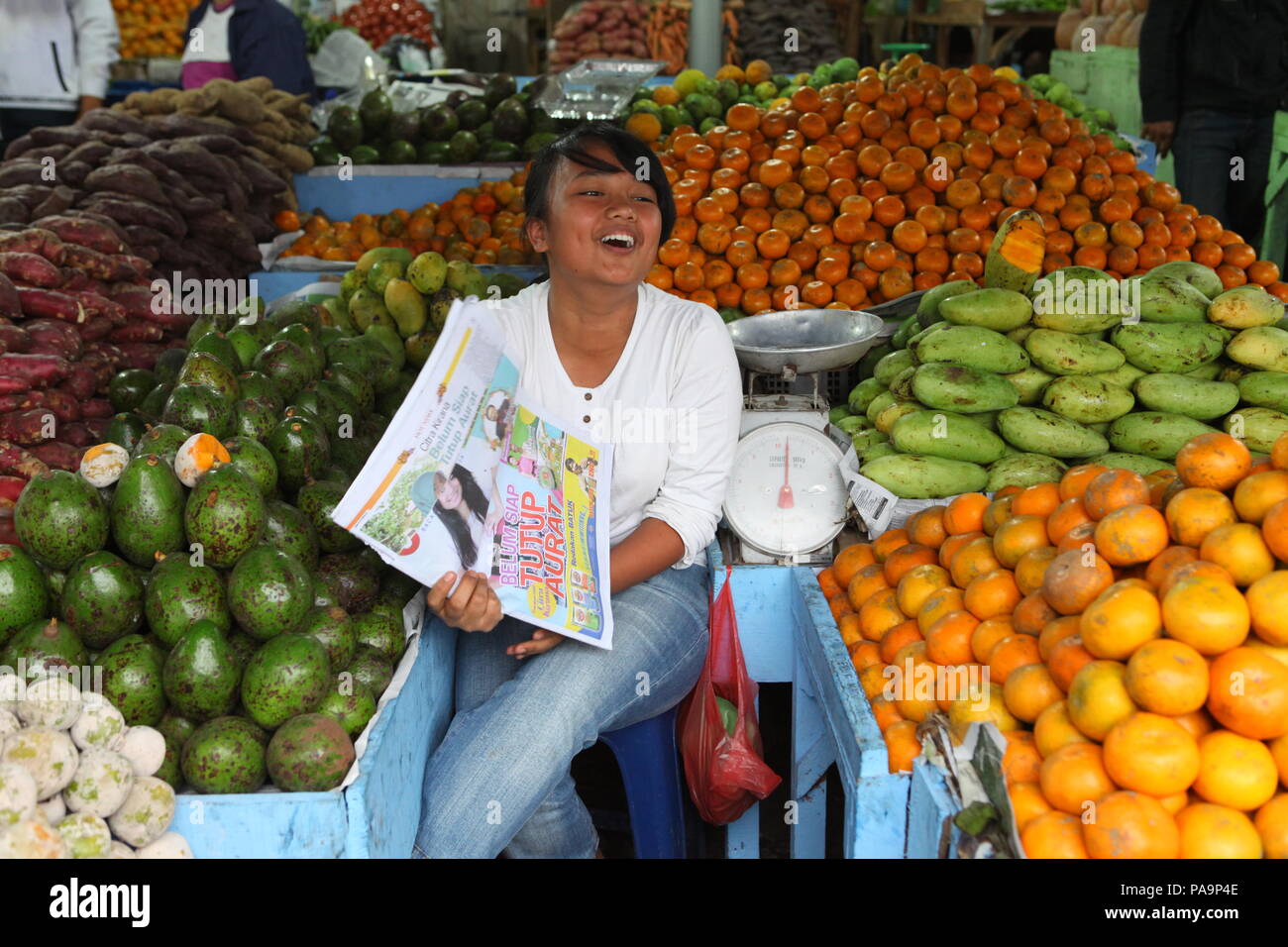 Girl with cucumber hi-res stock photography and images - Alamy