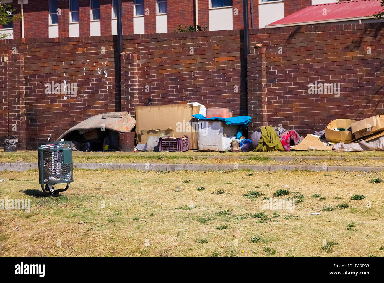 Homeless living in box hi-res stock photography and images - Alamy